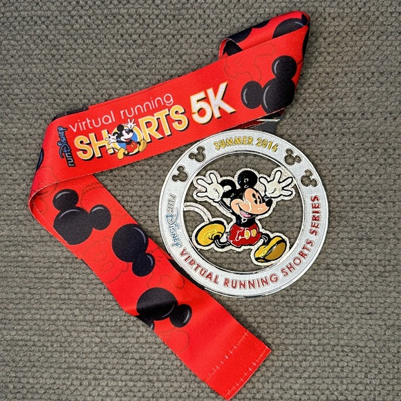 Disney | Other | Disney 26 Run Disney Medal Virtual Running Shorts ...